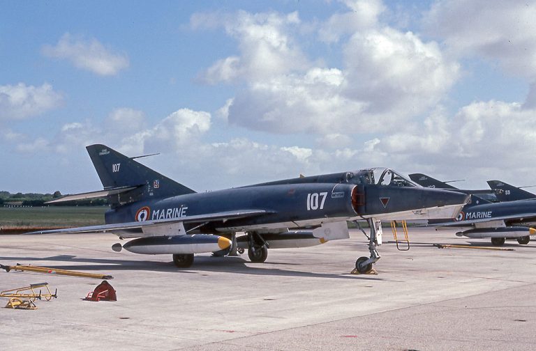 La Flottille 16F et ses Etendard IVP (1) - Escadrilles